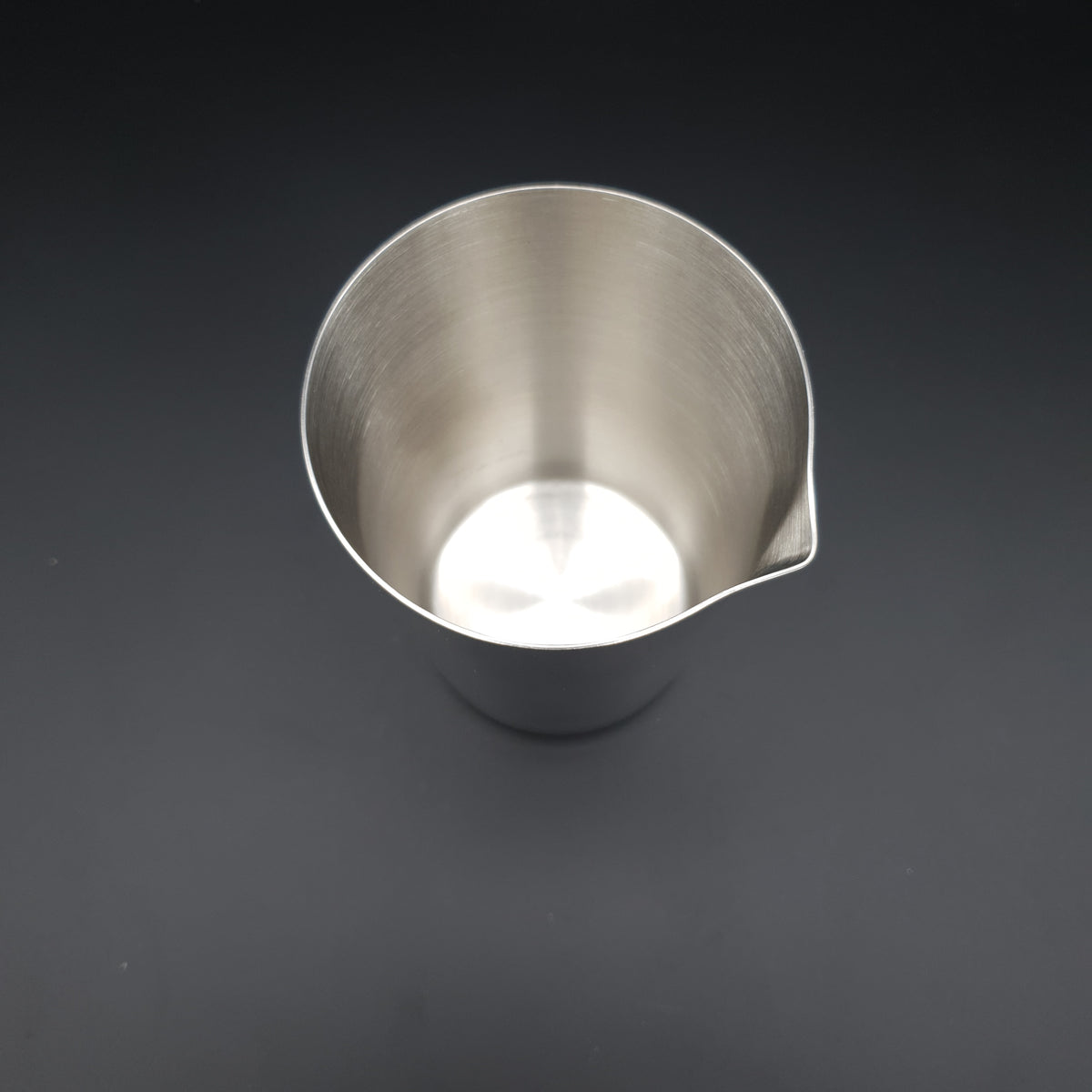 Stainless Mixing Tin With Spout – Cocktail Corner Barware